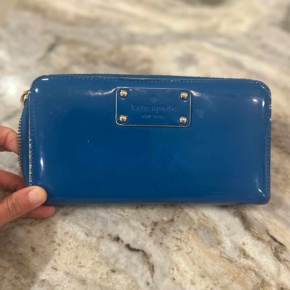 Gorgeous Patent Kate Spade Wallet In Lovely Aqua Blue - Gem